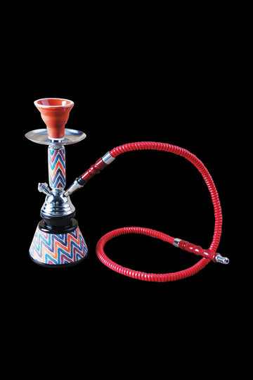 Single Hose Hookah With a Wavy Pattern